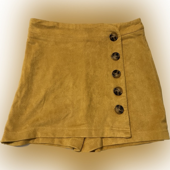 Fashion On Earth | Skirts | Euc Mustard Colored Velour Skort With Front Buttons And Back Zipper ...